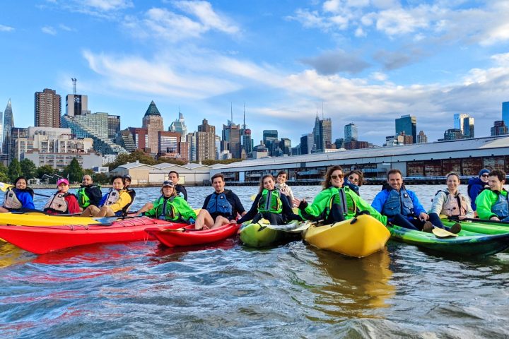 Private River Tour in New York City | Manhattan Kayak Co